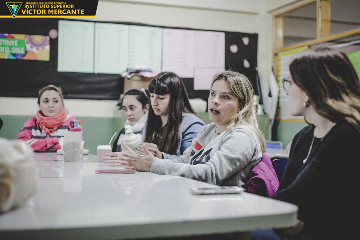 Profesorado de Educación Primaria – Biblioteca Bernardino Rivadavia